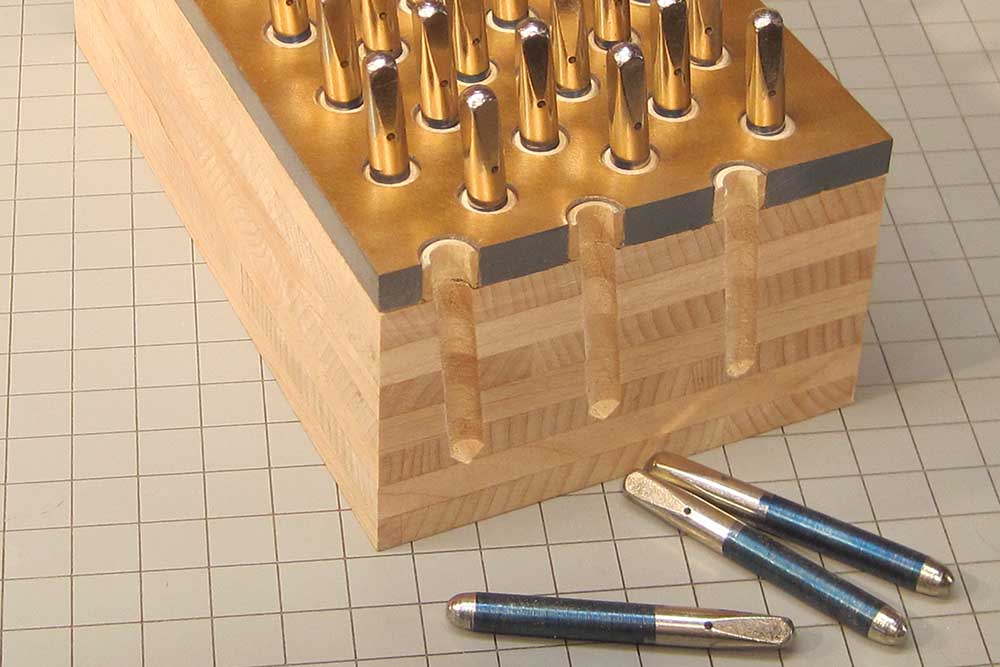 Tìm hiểu về bộ phận Pinblock đàn piano - Pianocare.vn